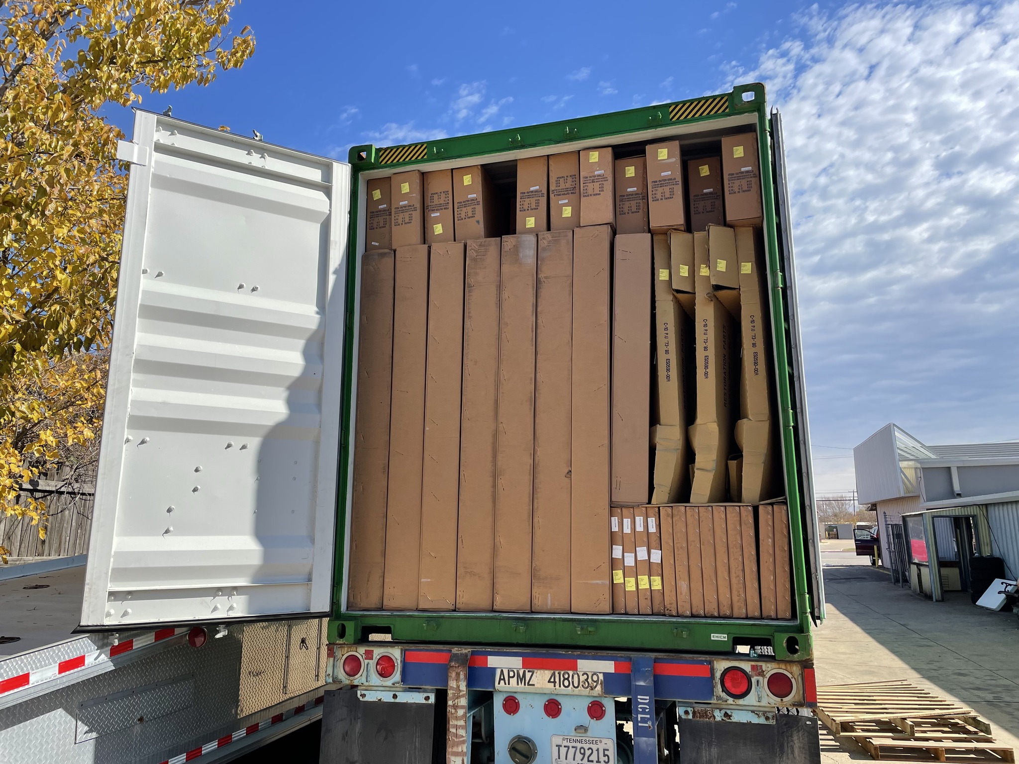 1969 - 1972 Blazer Bed Side Panels, Radios and More